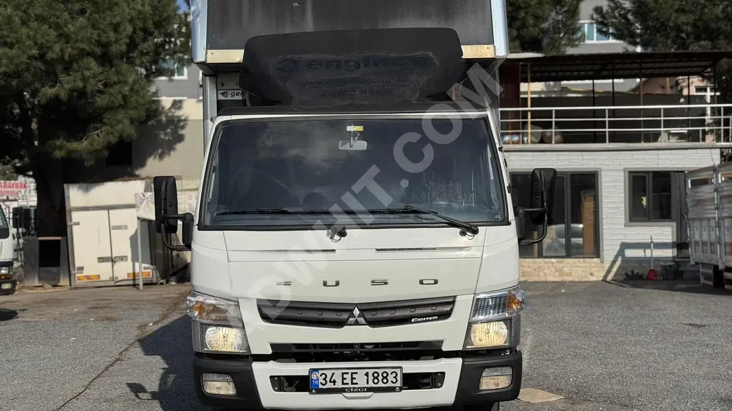 MITSUBISHI b35 truck, model 2016, with a furniture box and an odometer ...