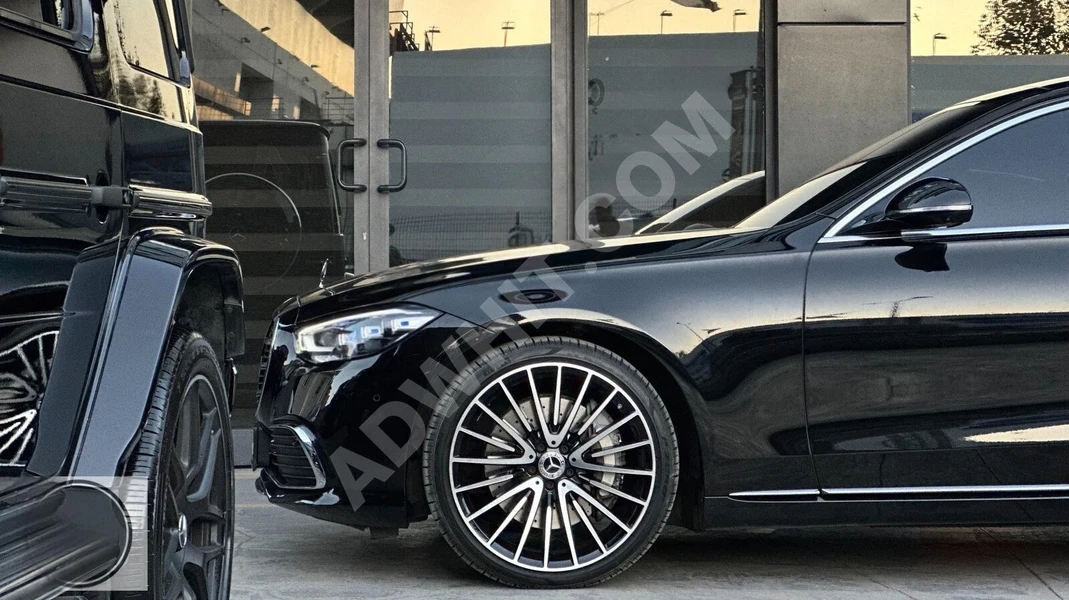 MERCEDES S450d LONG 4MATIC car, 2023 model - rear axle + cooling box ...