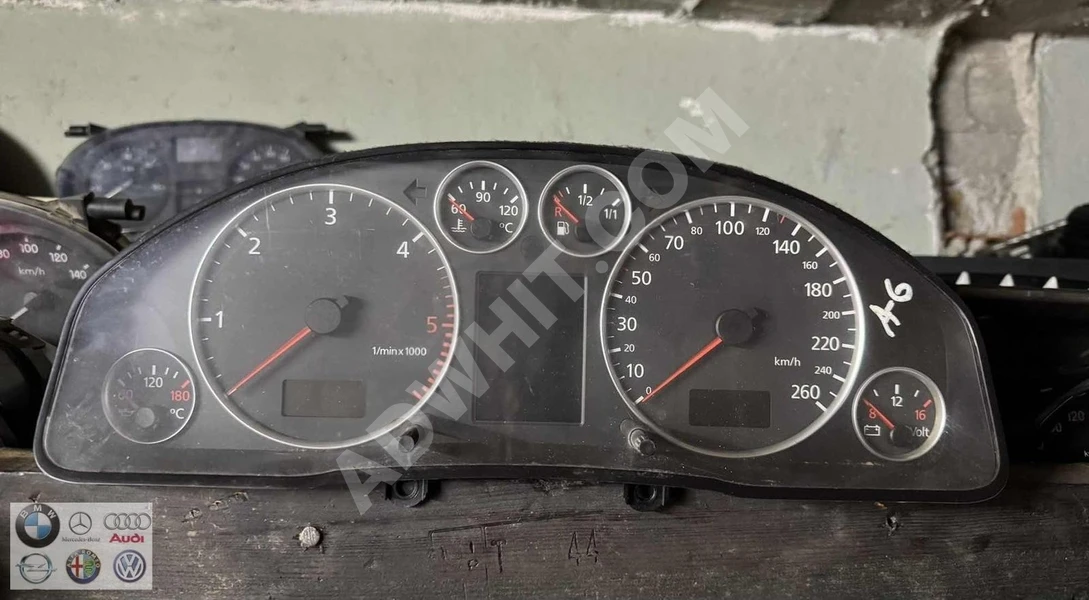 AUDİ A6 KM GÖSTERGE PANELİ (ORJİNAL) ÇIKMA - ÖZEN OTOMOTİV - Adwhit
